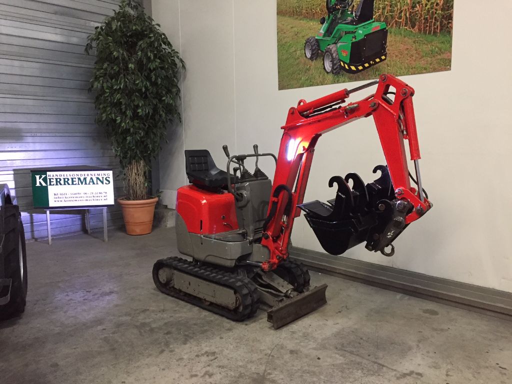 YANMAR SV08 minigraver