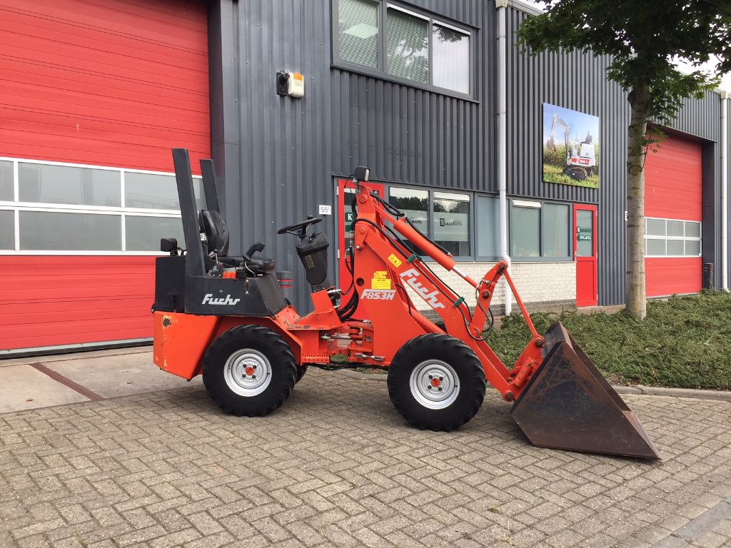 FUCHS F853H Minishovel