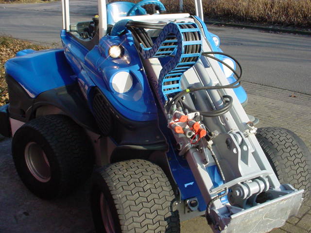 MULTIONE 835